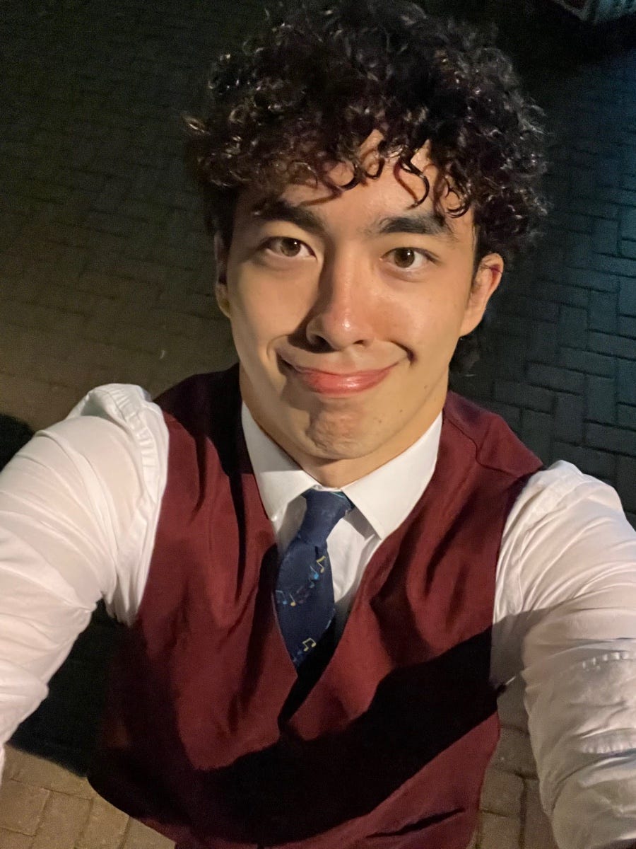 Charlie Davis – Medium