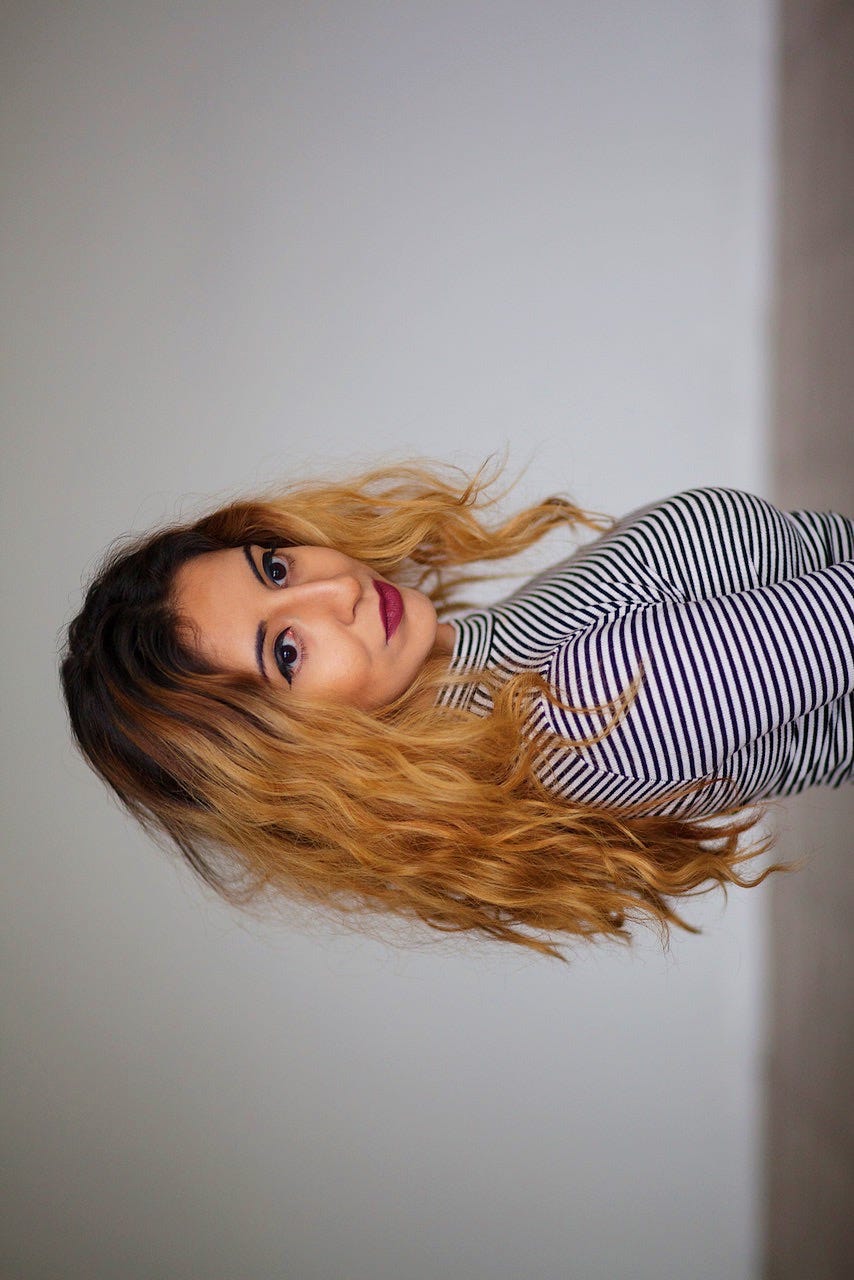 Elise Gray – Medium