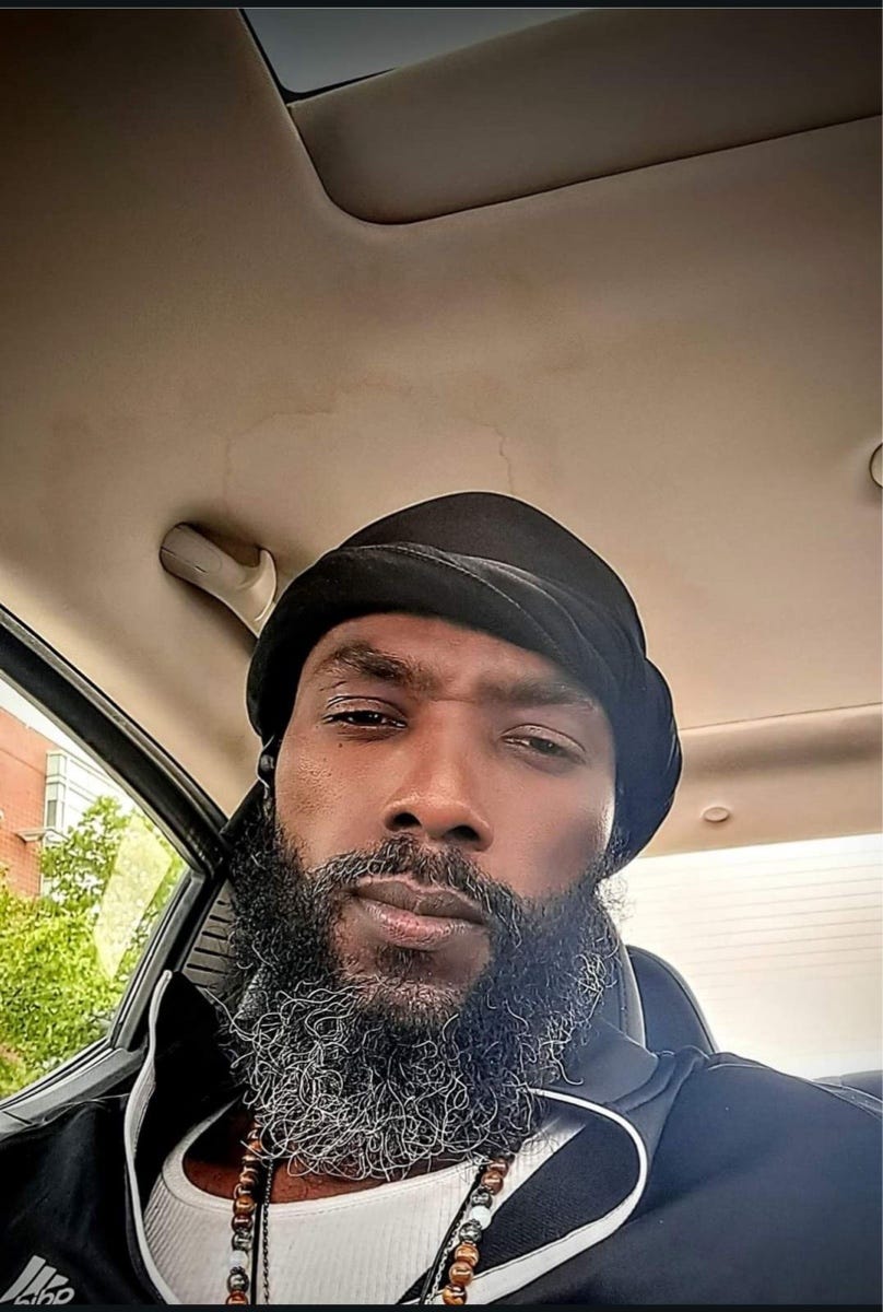 Royal Vision – Medium