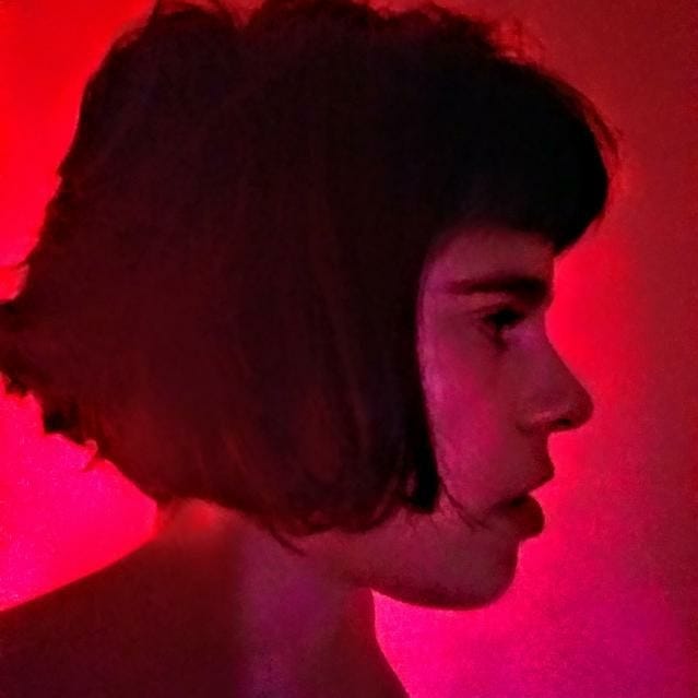 Bárbara Cabral – Medium