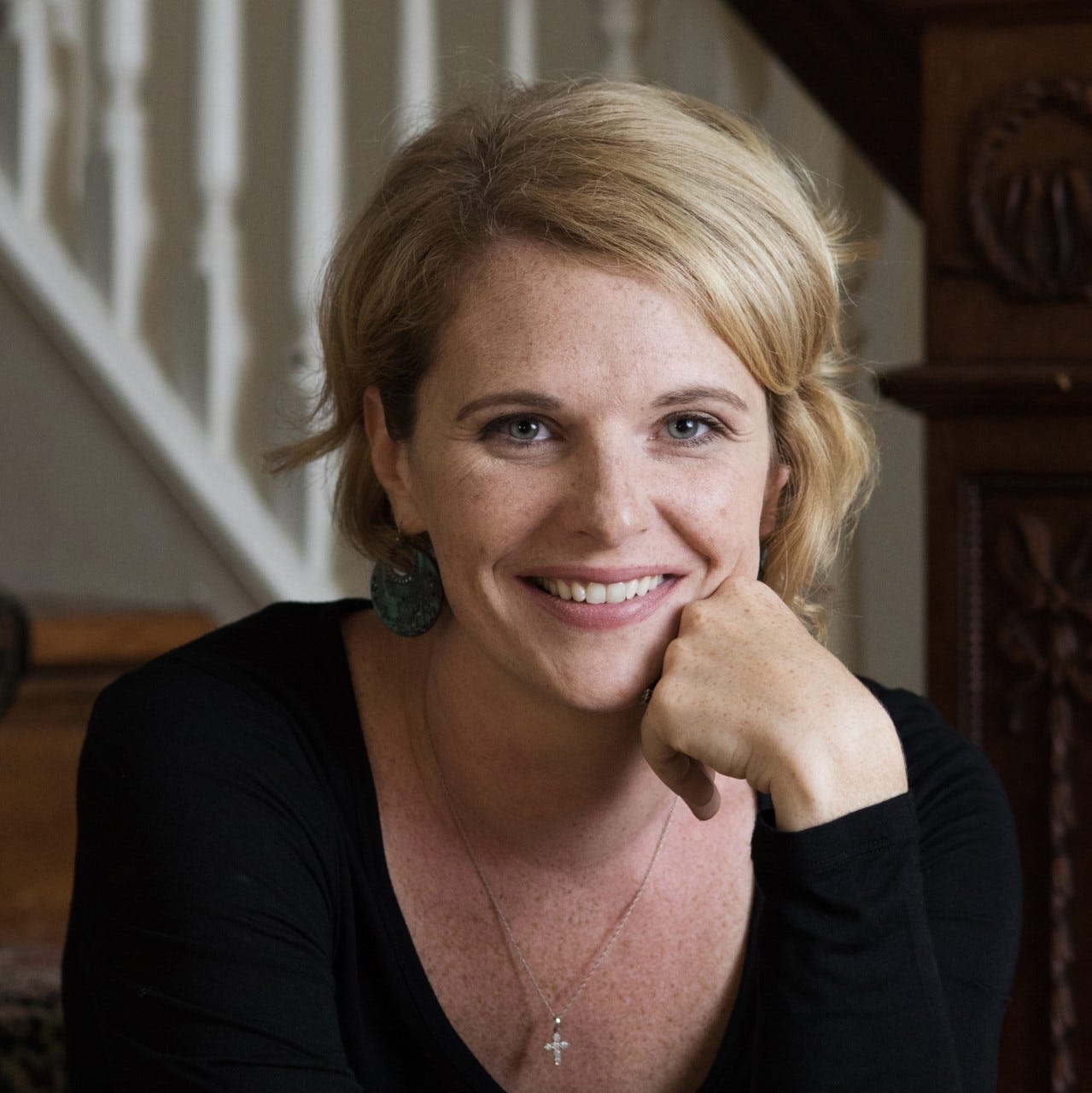 Liz Petrone – Medium