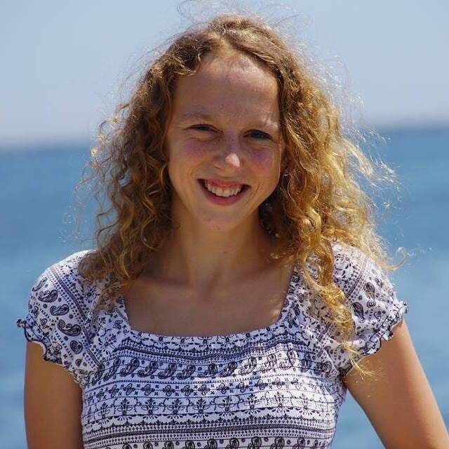 Anna Miller – Medium