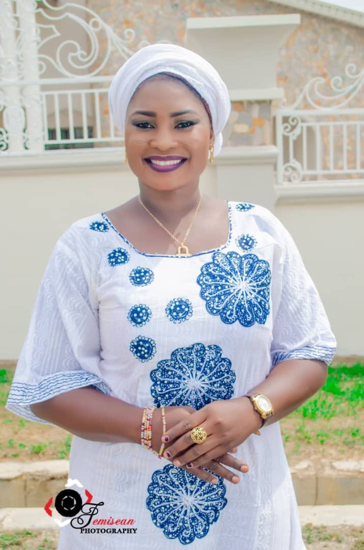 Olatubosun folashayo Arike – Medium