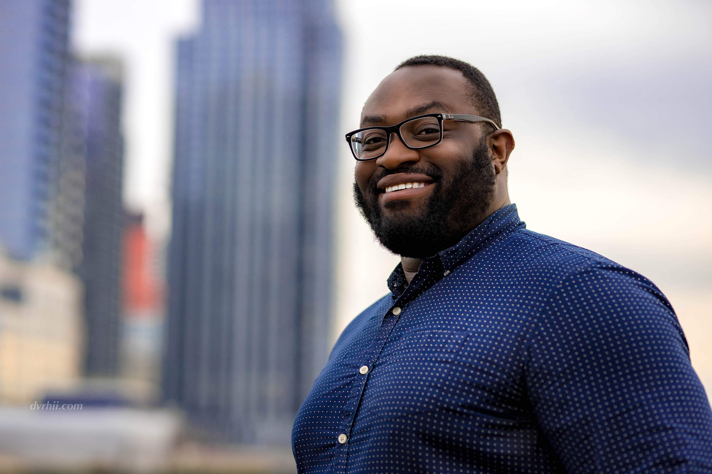 Robert Wiggins – Medium