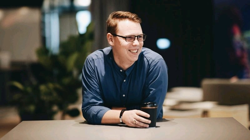 Nathan Ernest – Medium
