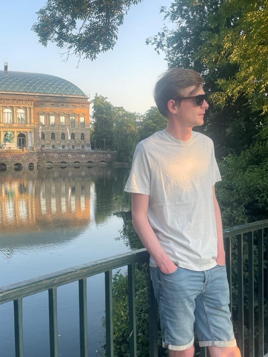 Jakob Bennemann – Medium