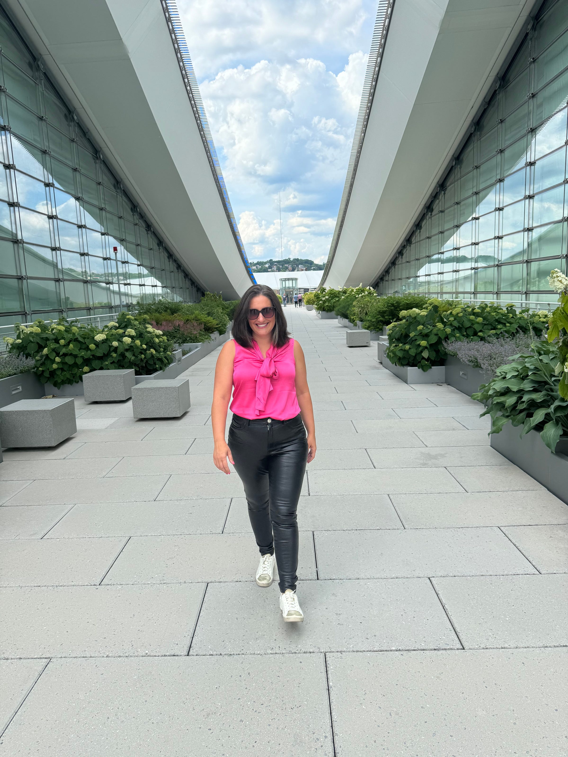 Madeleine MacRae – Medium