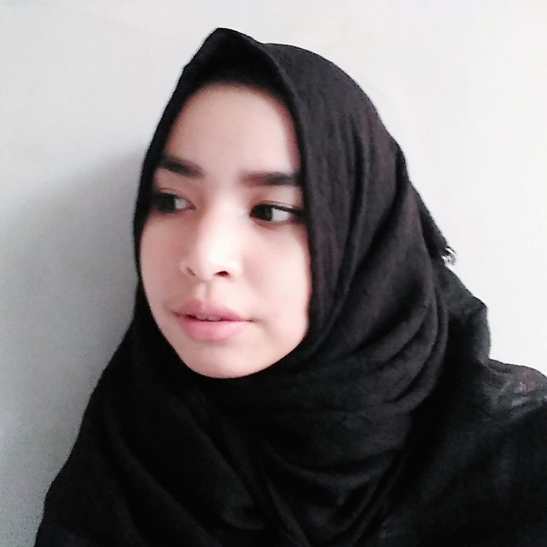 Neng Sarah – Medium