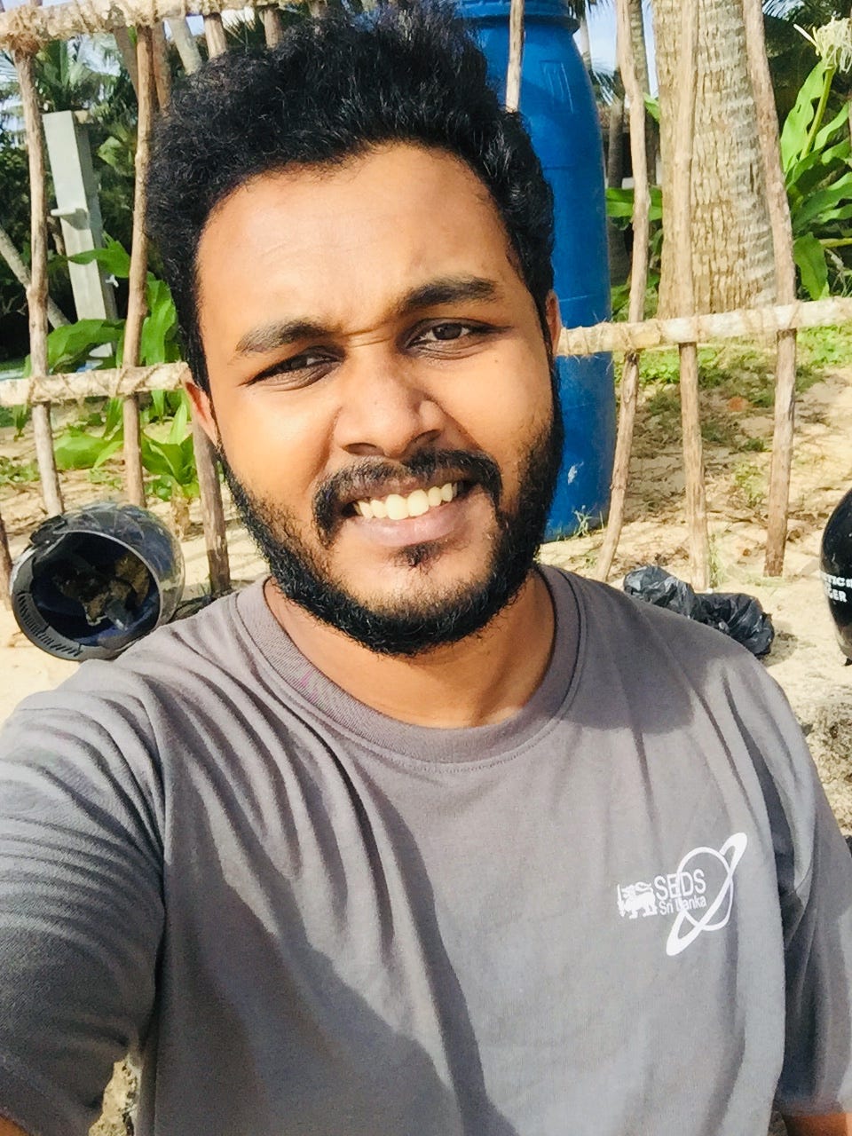 Nipun Kaveendra – Medium