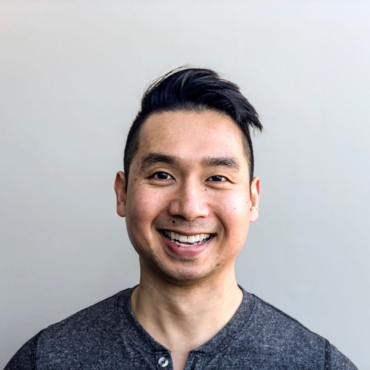 Carlo Reyes – Medium