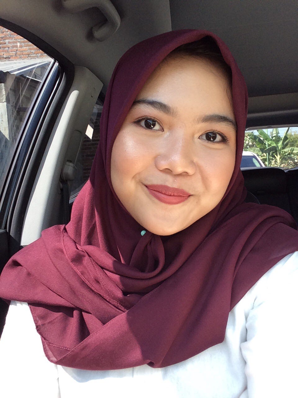 Dewinna Farah Puspita – Medium