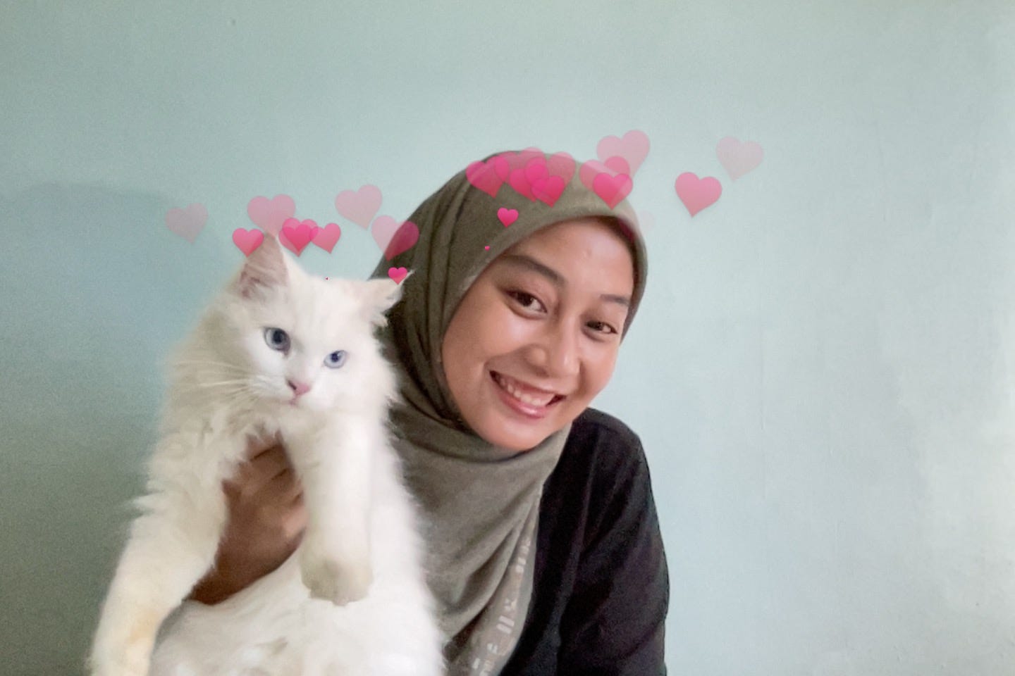 Sarah Annisa – Medium