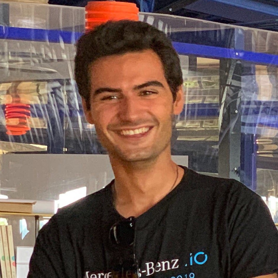 Marcelo Fialho Jacinto – Medium