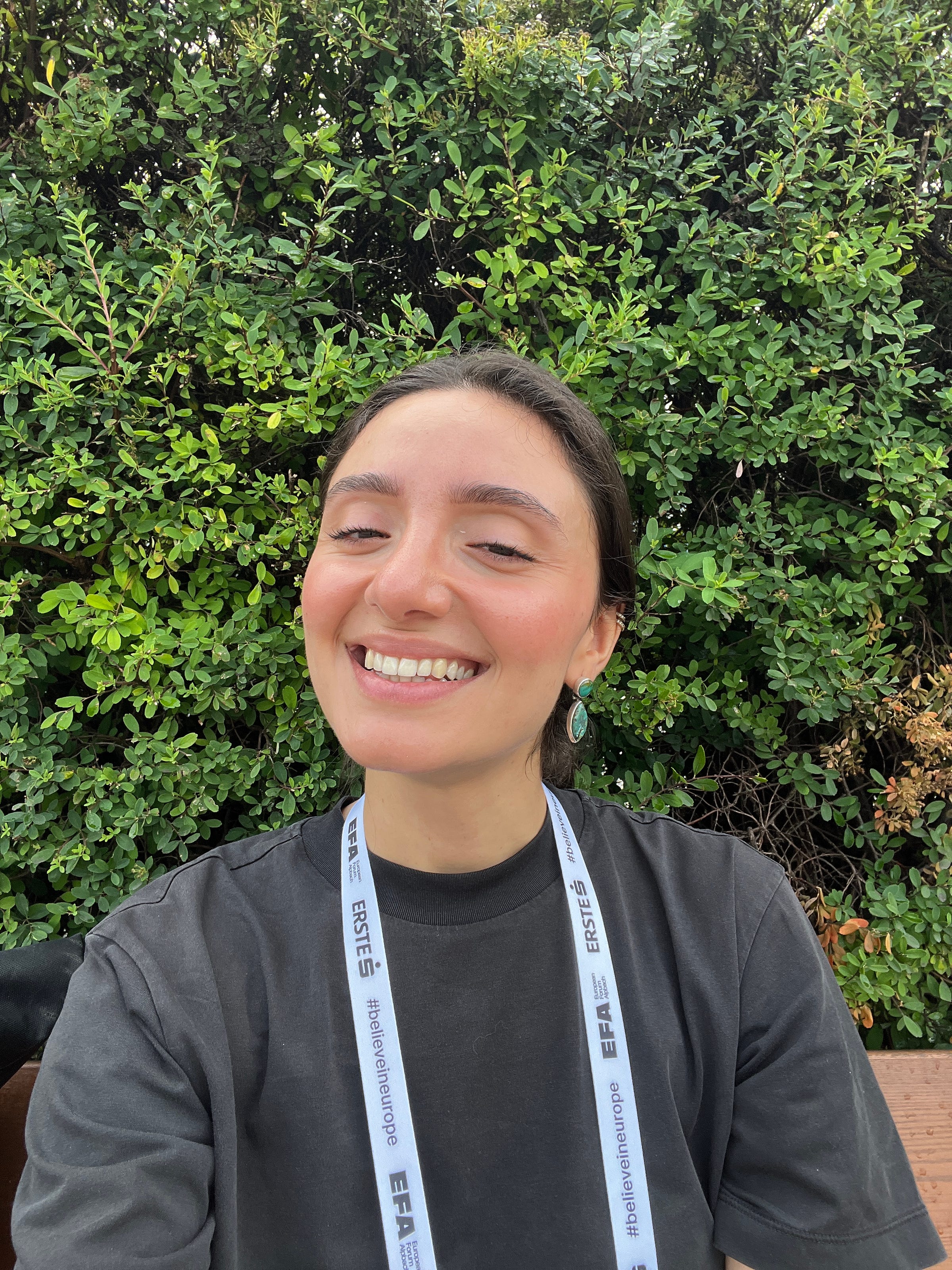 Asma Ayed – Medium