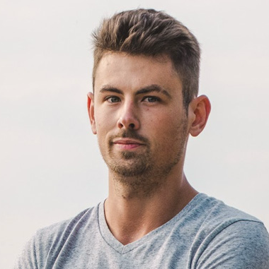 Vaclav Ras – Medium
