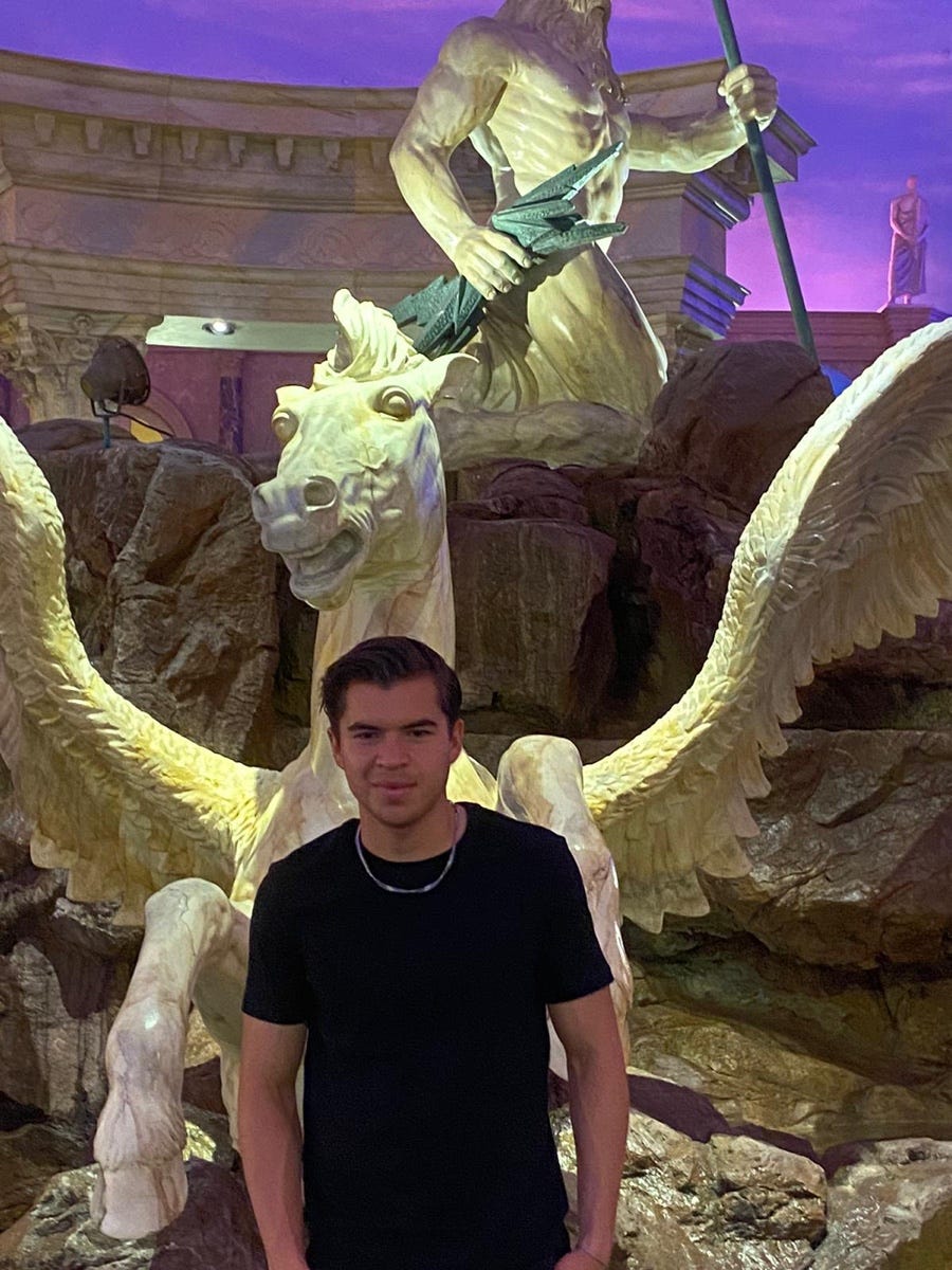Christian Ruiz – Medium