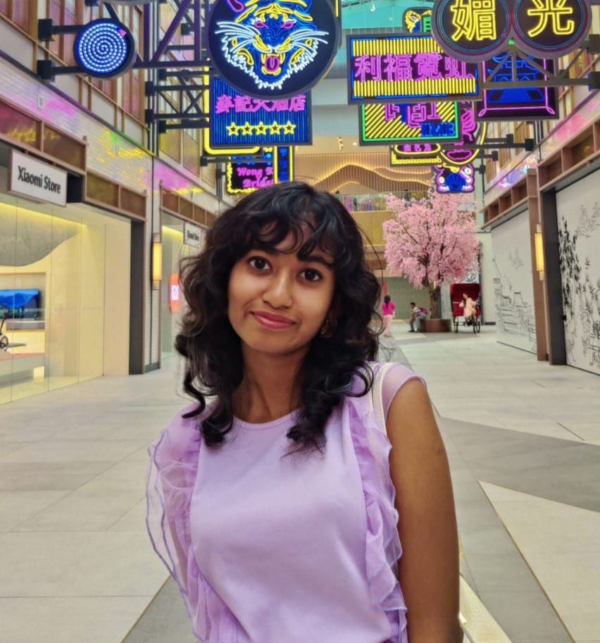 Shrayana Ray – Medium