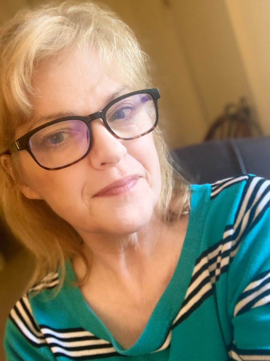 Susan Agee – Medium