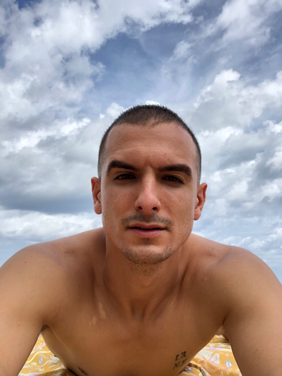 David Alexander Amador – Medium