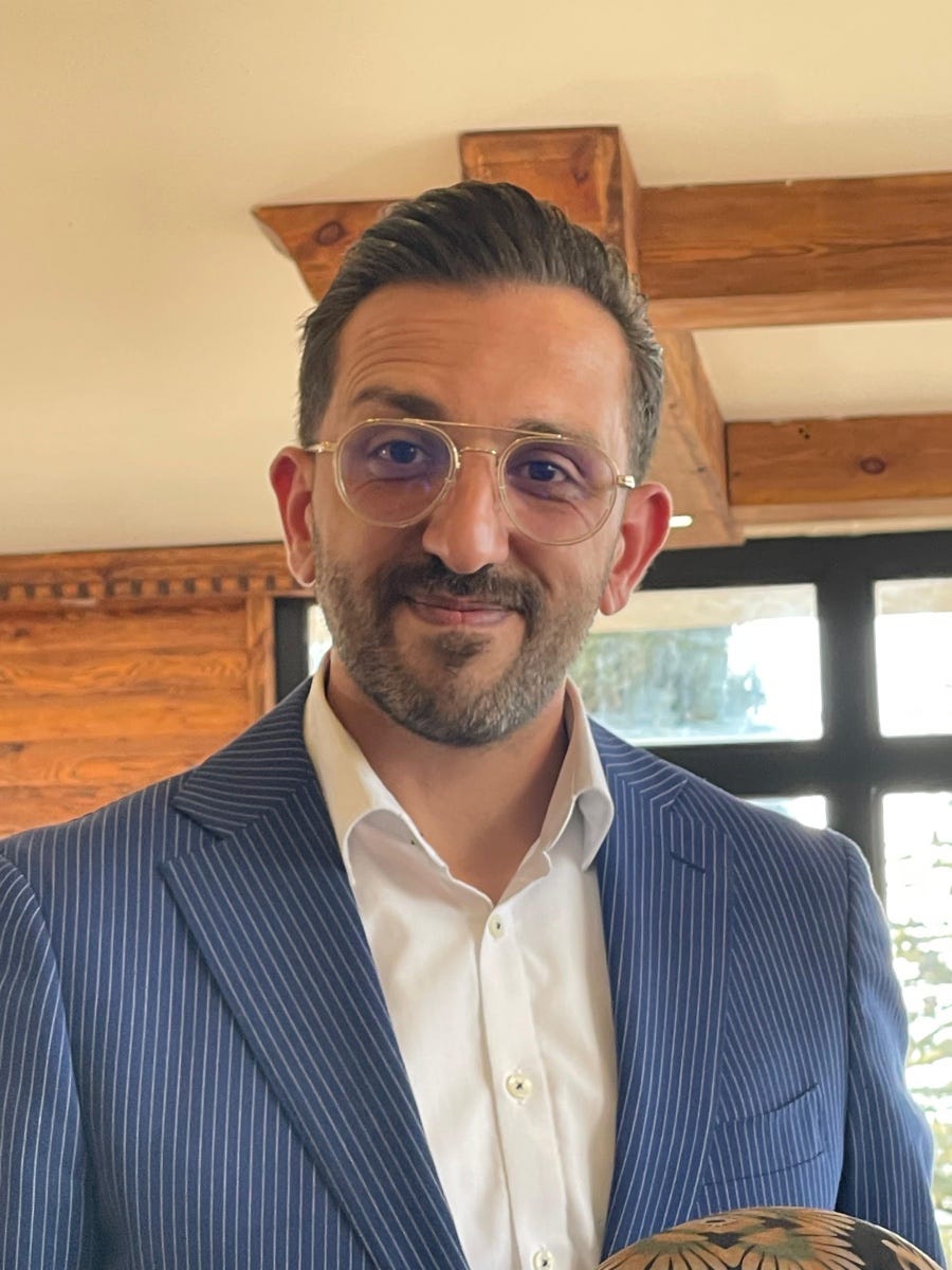 Hamze Chab – Medium