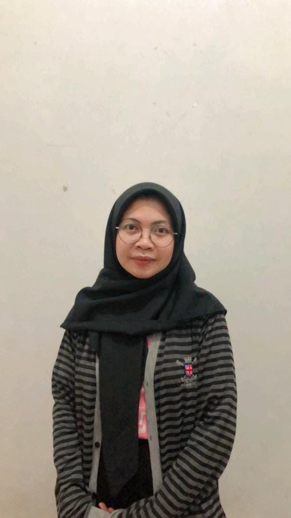 Fadya Juliana Putri – Medium
