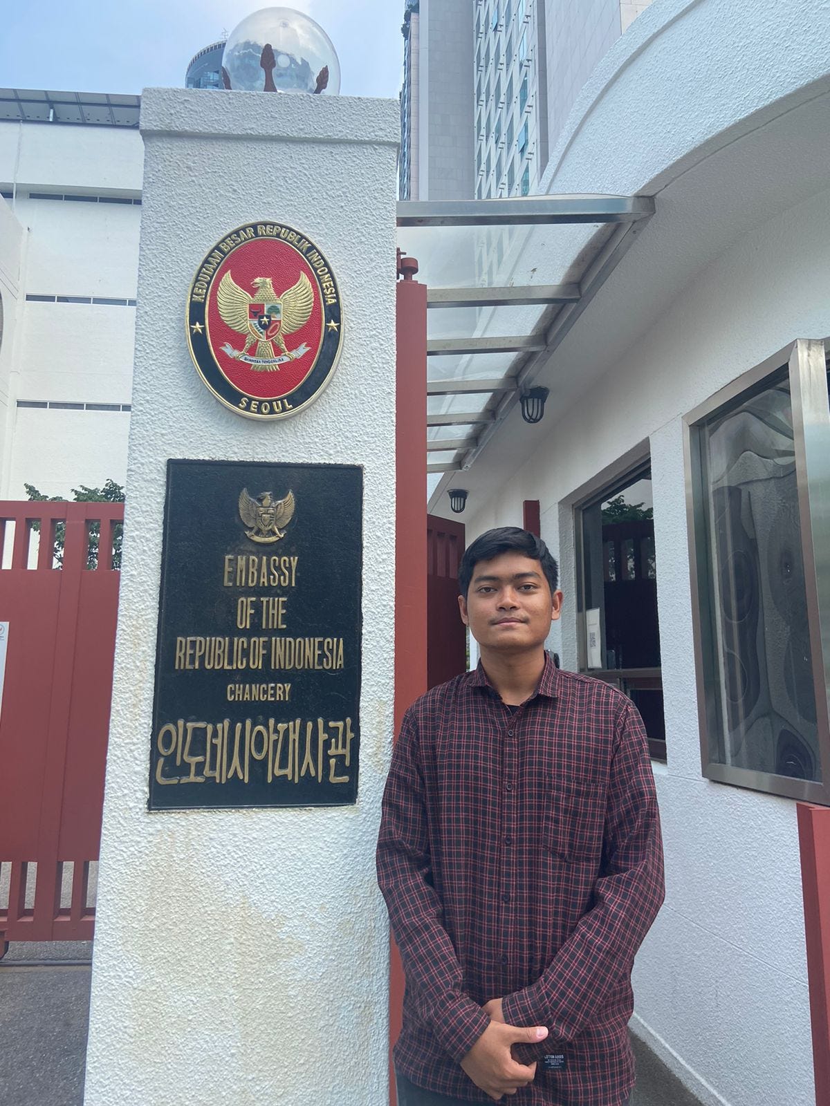 Aufa Pradana – Medium