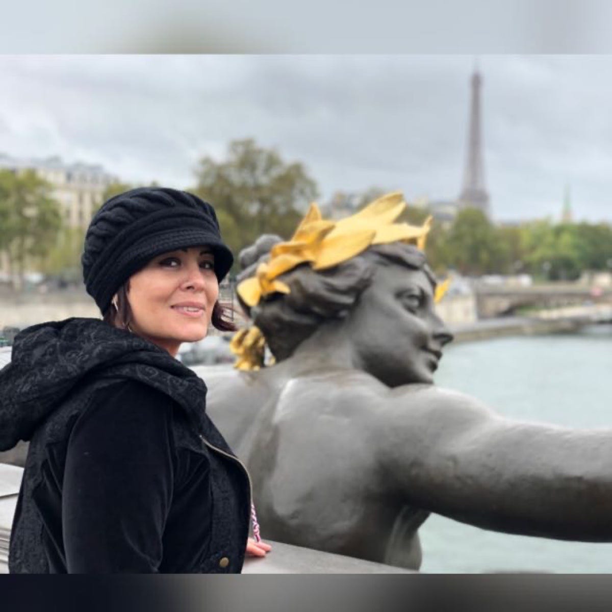 Rina Roy Gates – Medium