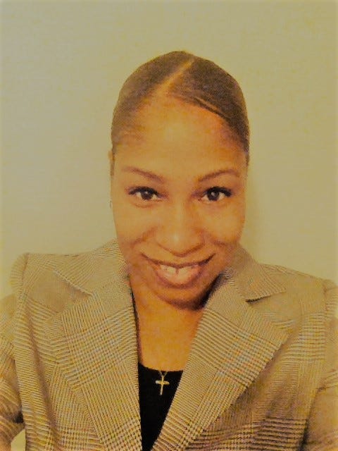 Renee Hayes – Medium