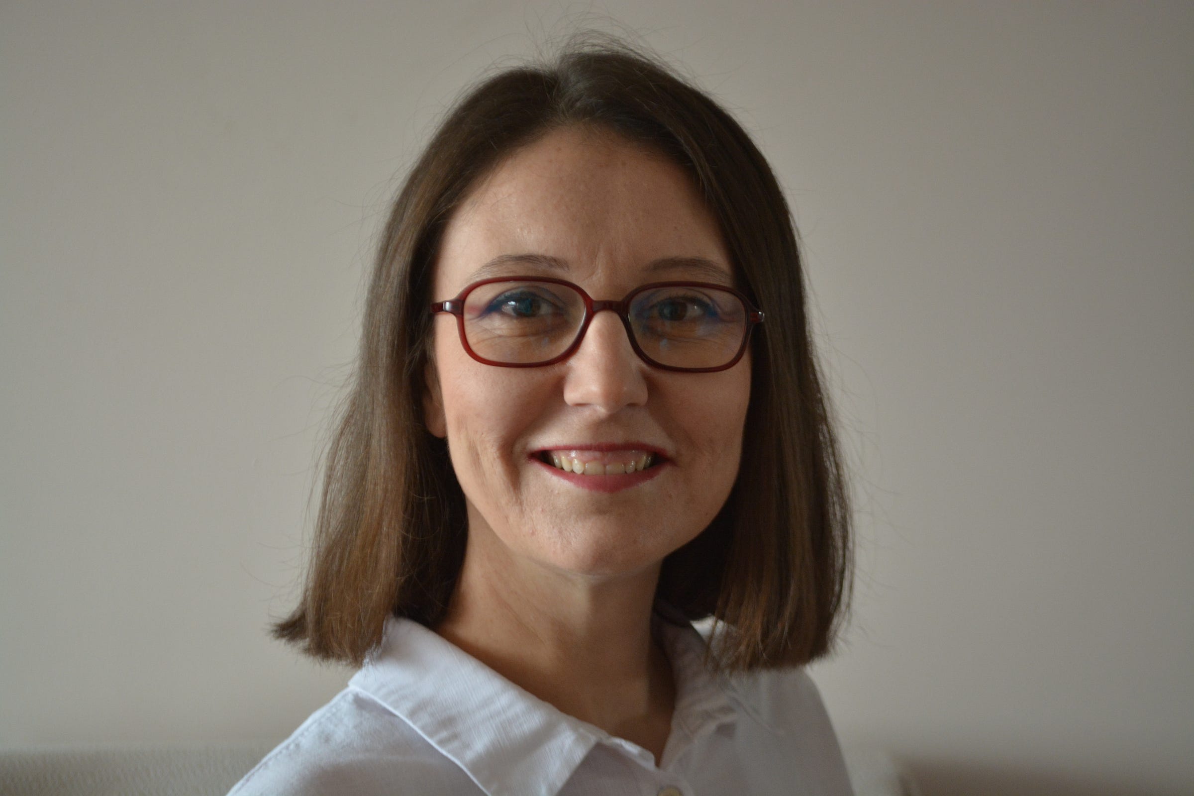 Elif Canduz – Medium