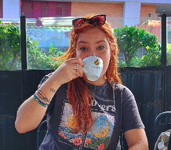 Ana Paula Freire – Medium