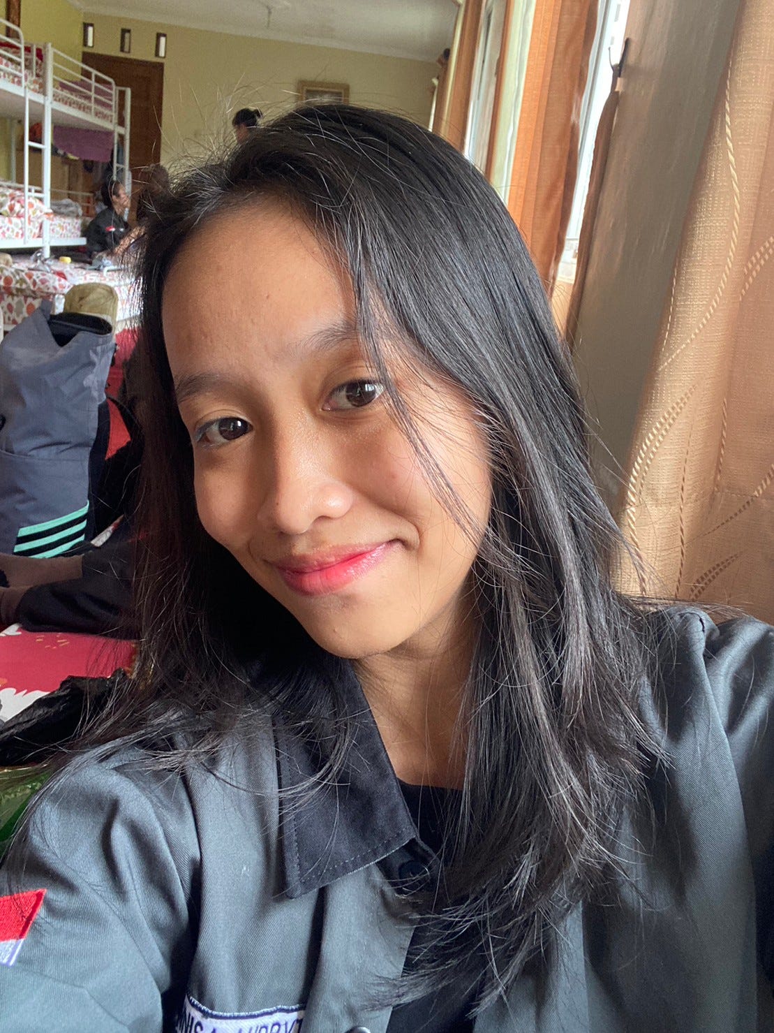 Annisa Audryta Anggiadiva – Medium