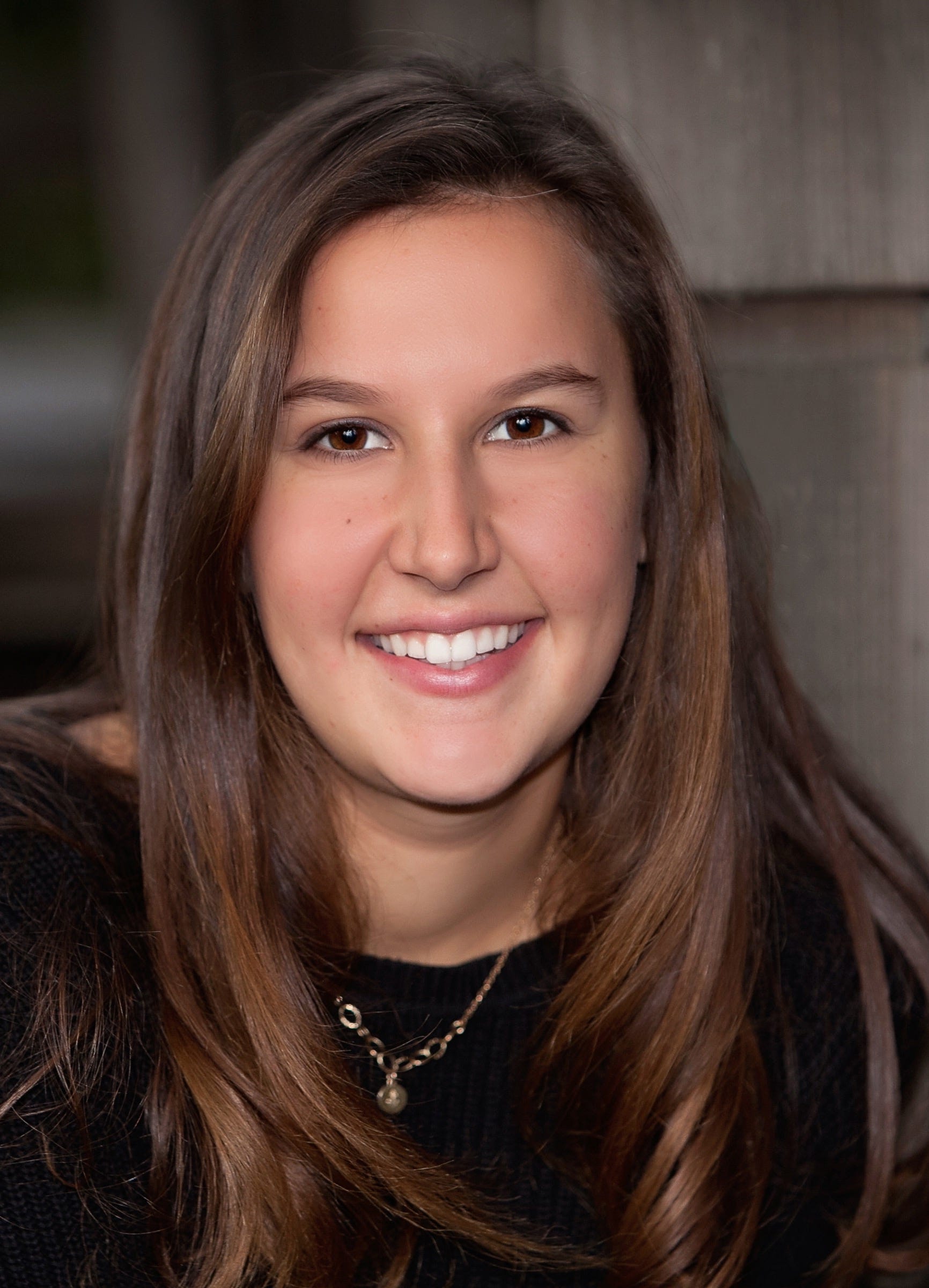 Nicole Simon – Medium