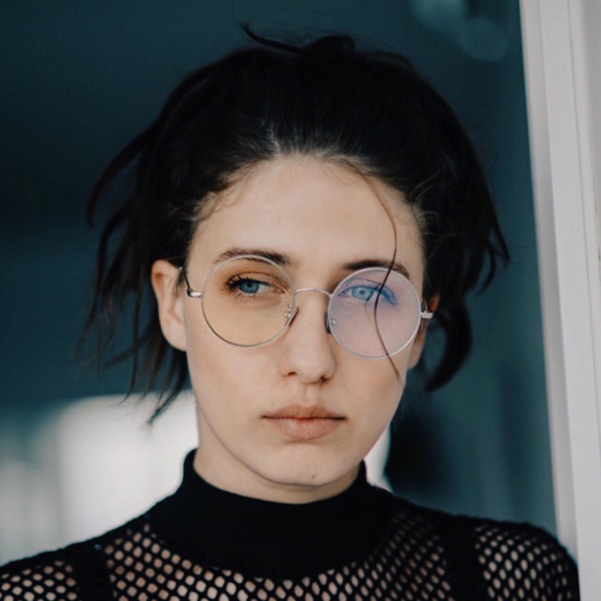 Victoria Leus – Medium