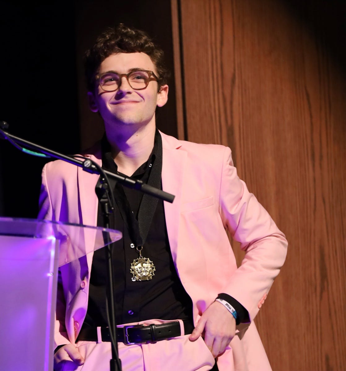 Reid Scearce – Medium