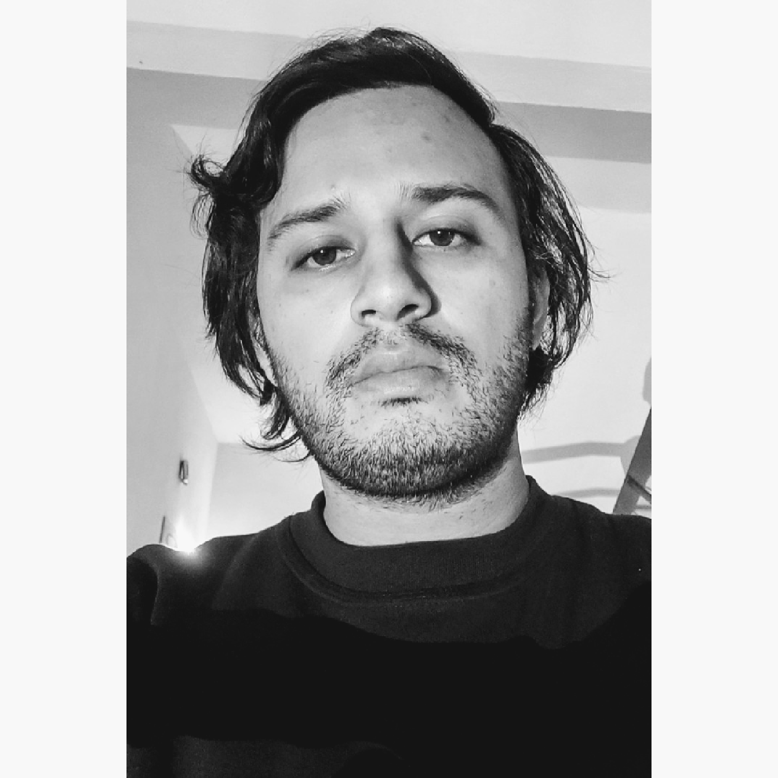 Mustafa Baig – Medium