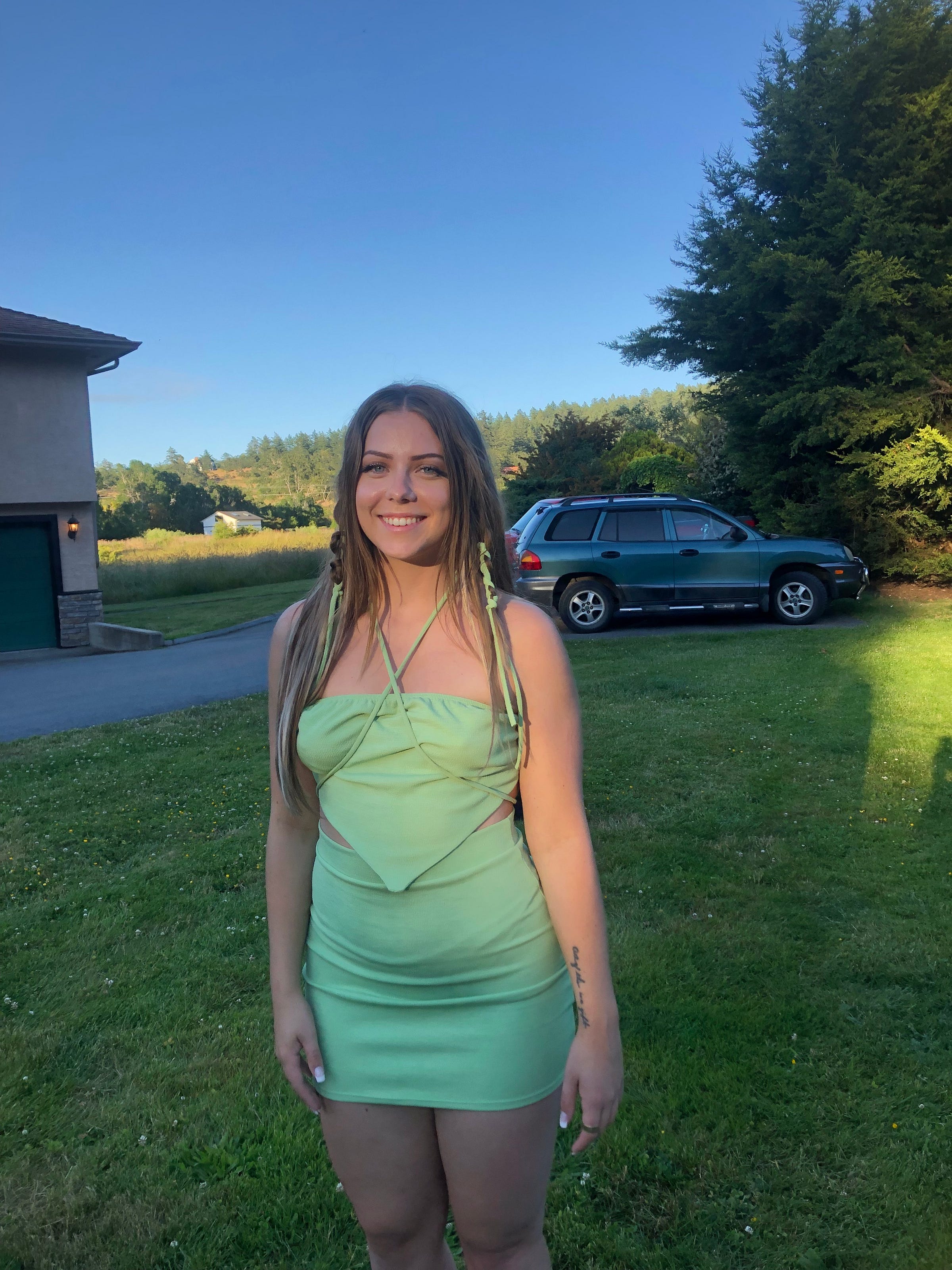 Hannah Rose – Medium