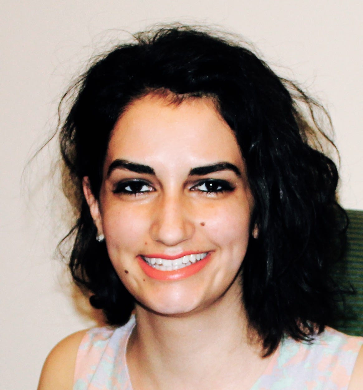 Shadi Ariella Farahi – Medium
