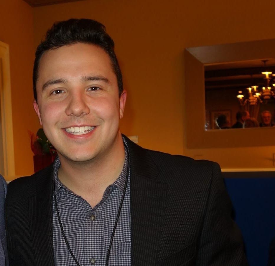 Brett Dickie – Medium