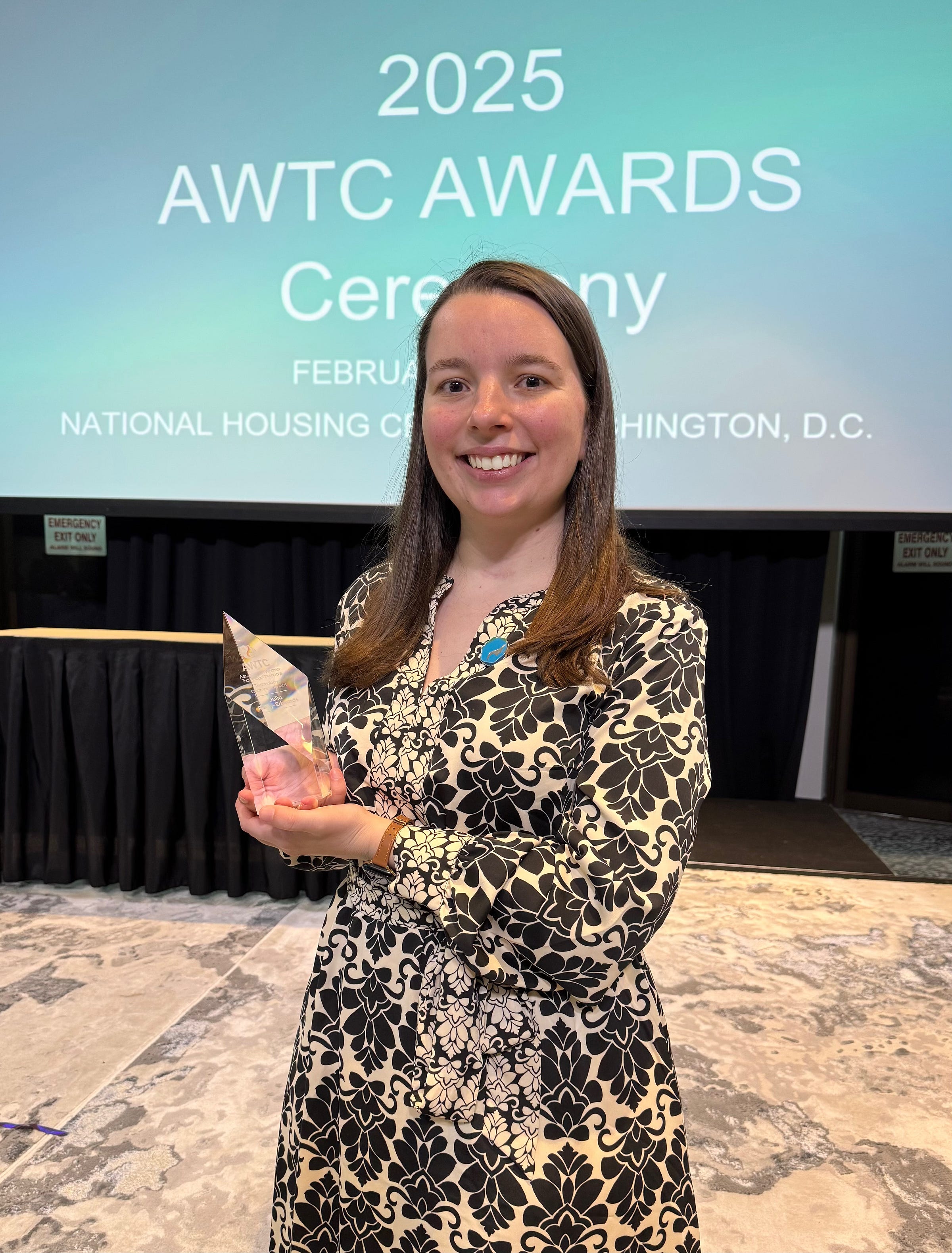 Julia Reilly-Edwards – Medium