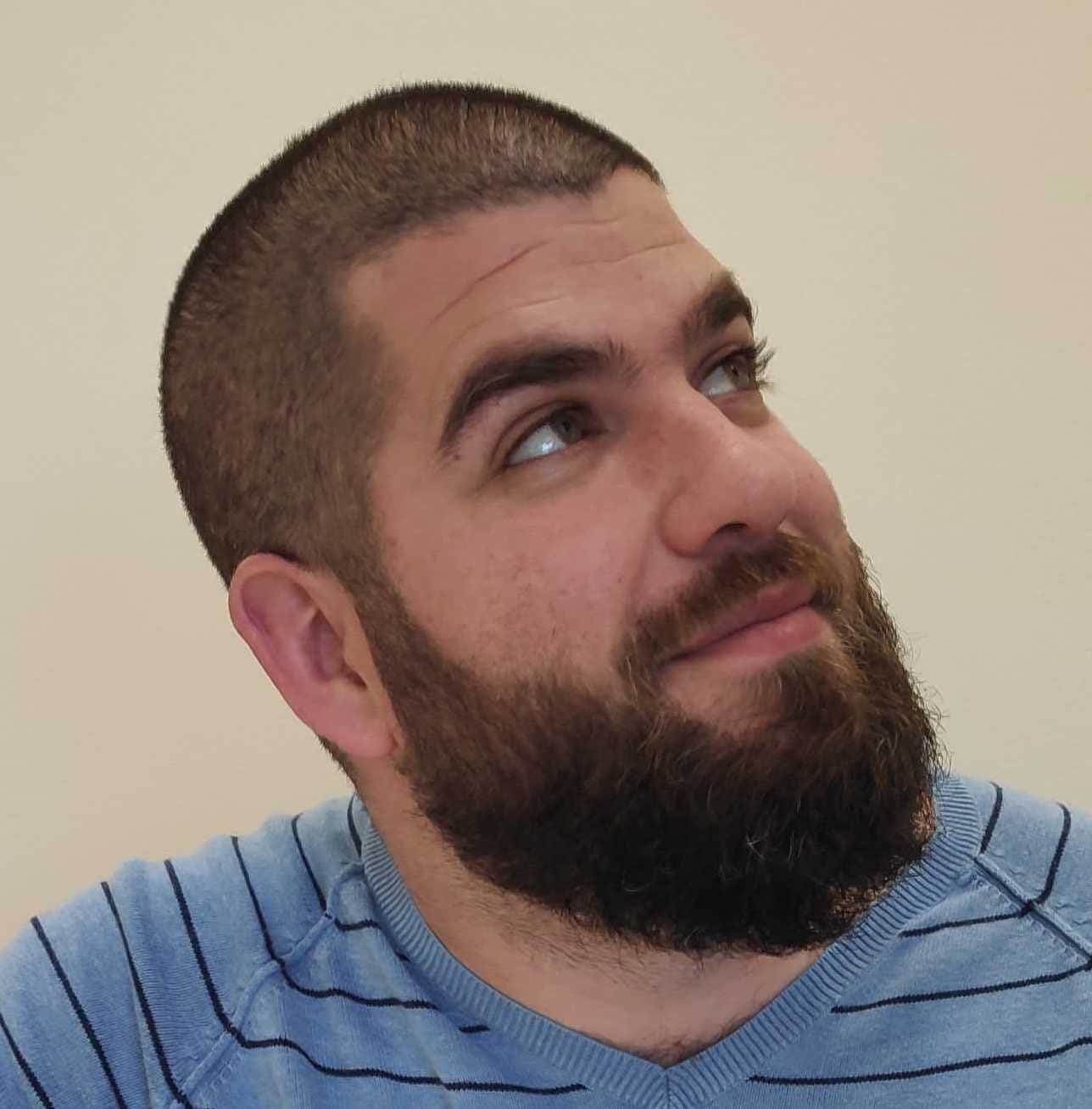 Matan Sanbira – Medium