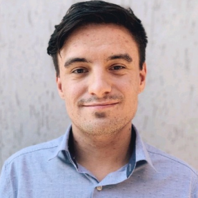 Cesar Augusto – Medium