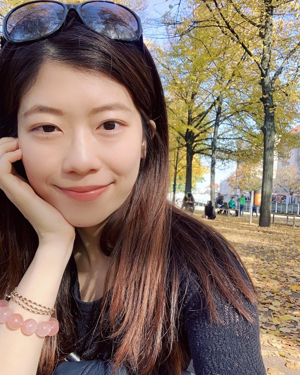 Crystal Lin – Medium