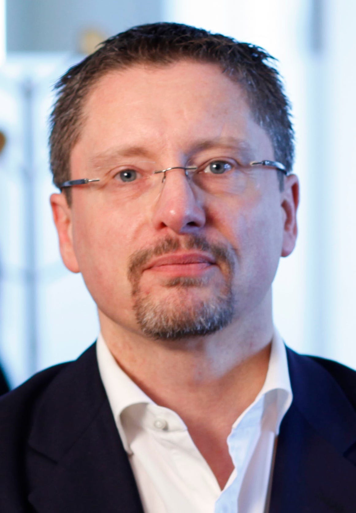 Jorg Geerlings – Medium