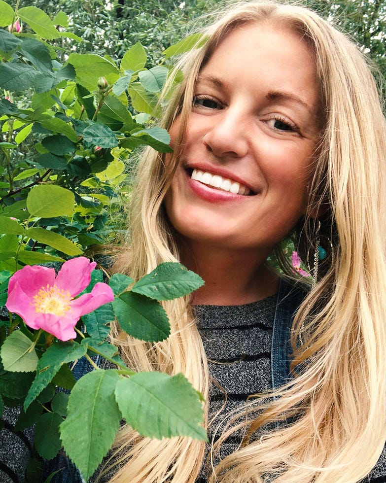 Kaitlyn Krahn – Medium