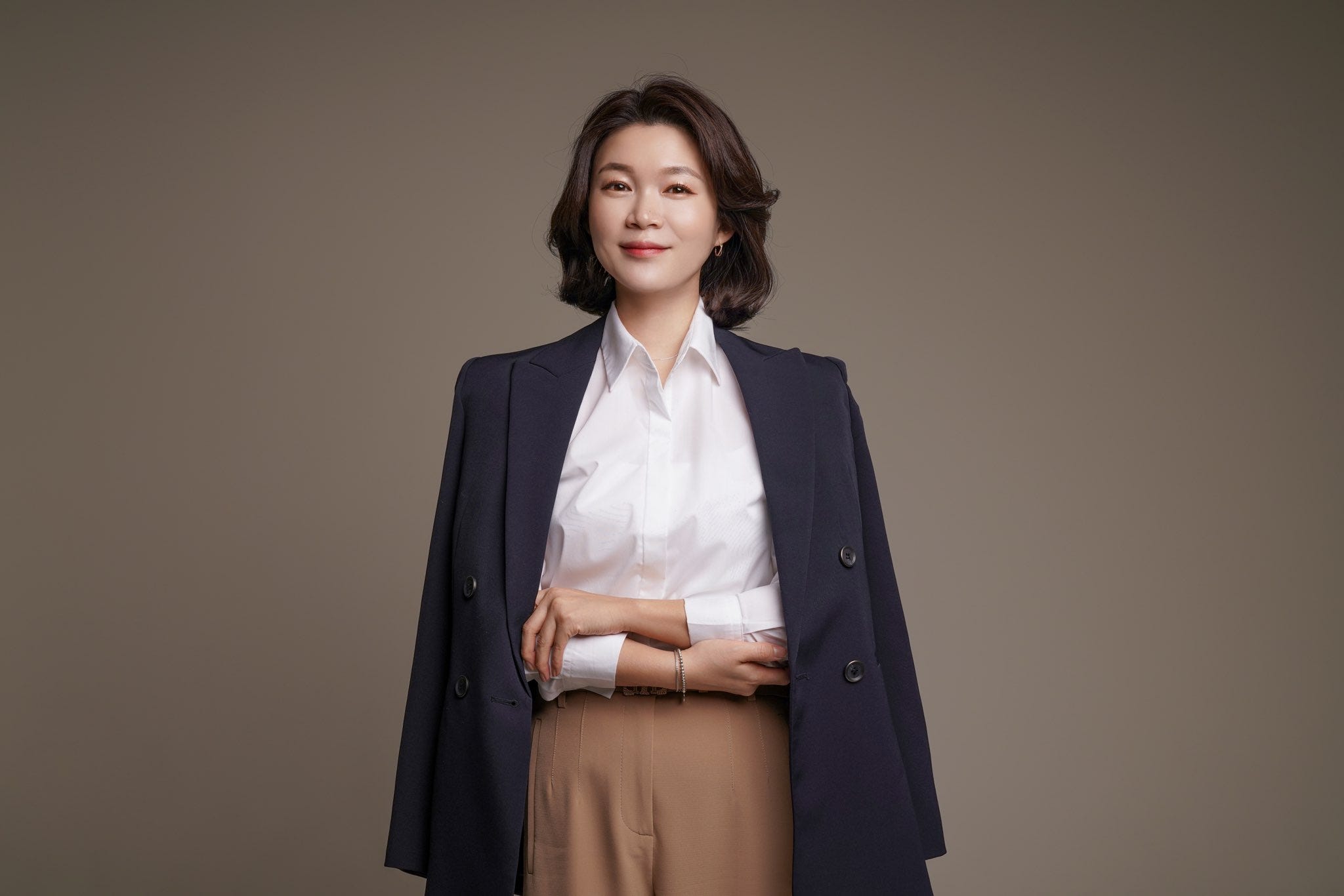 yujin – Medium