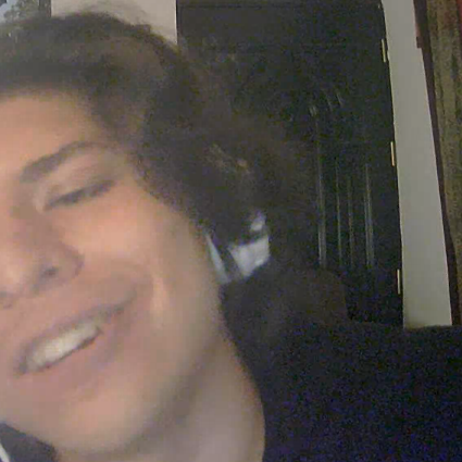 Ariel Leyva – Medium