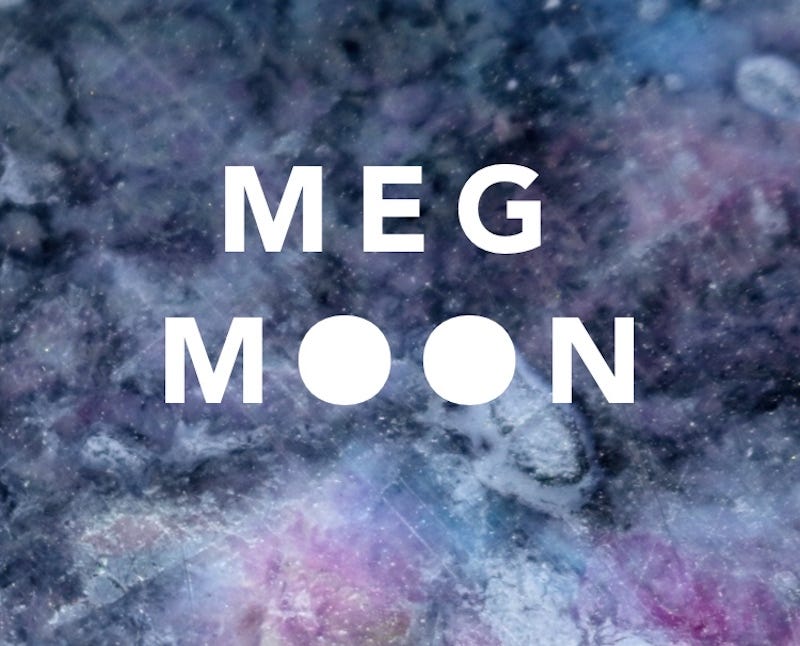 Meg Moon – Medium