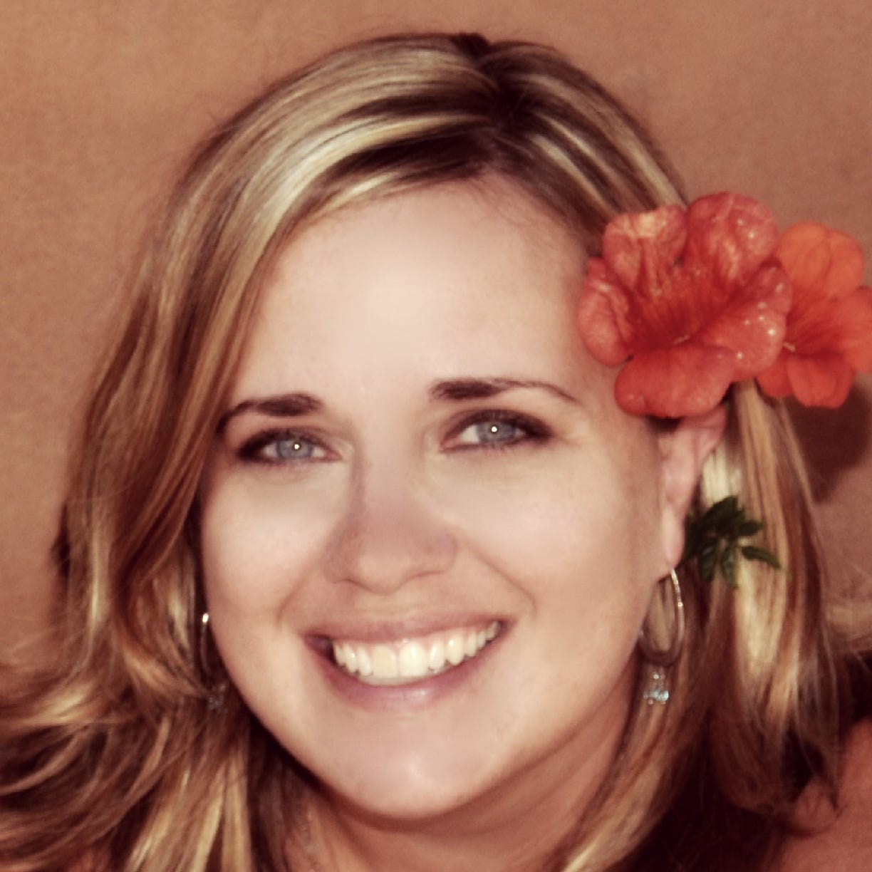 Julie Ruth – Medium