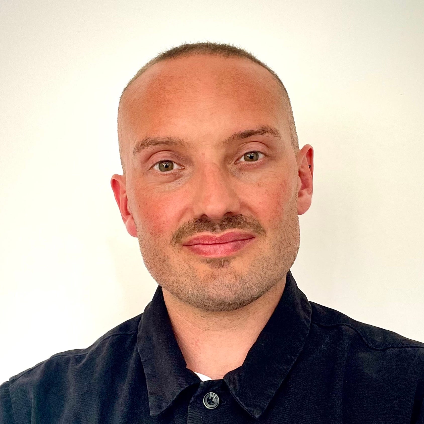 Alex Wotton – Medium