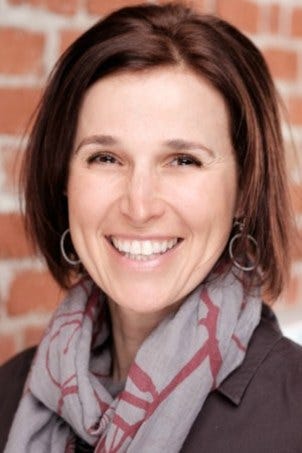 Helen Sanchez – Medium